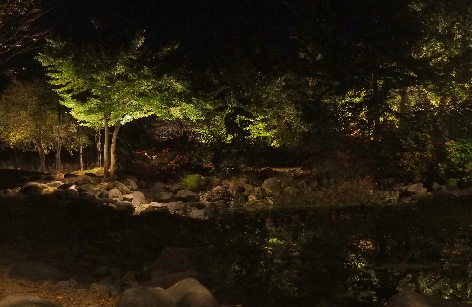 Professional Outdoor Lighting for Designers | HK Lighting